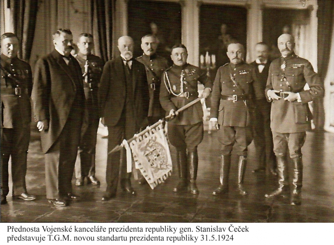 Příběh žerdi standarty prezidenta republiky | Hradní stráž